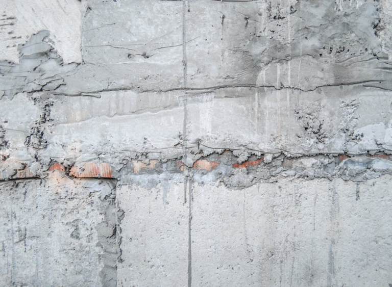How to Repair Cracks in Concrete and Masonry Walls: A Step-by-Step ...